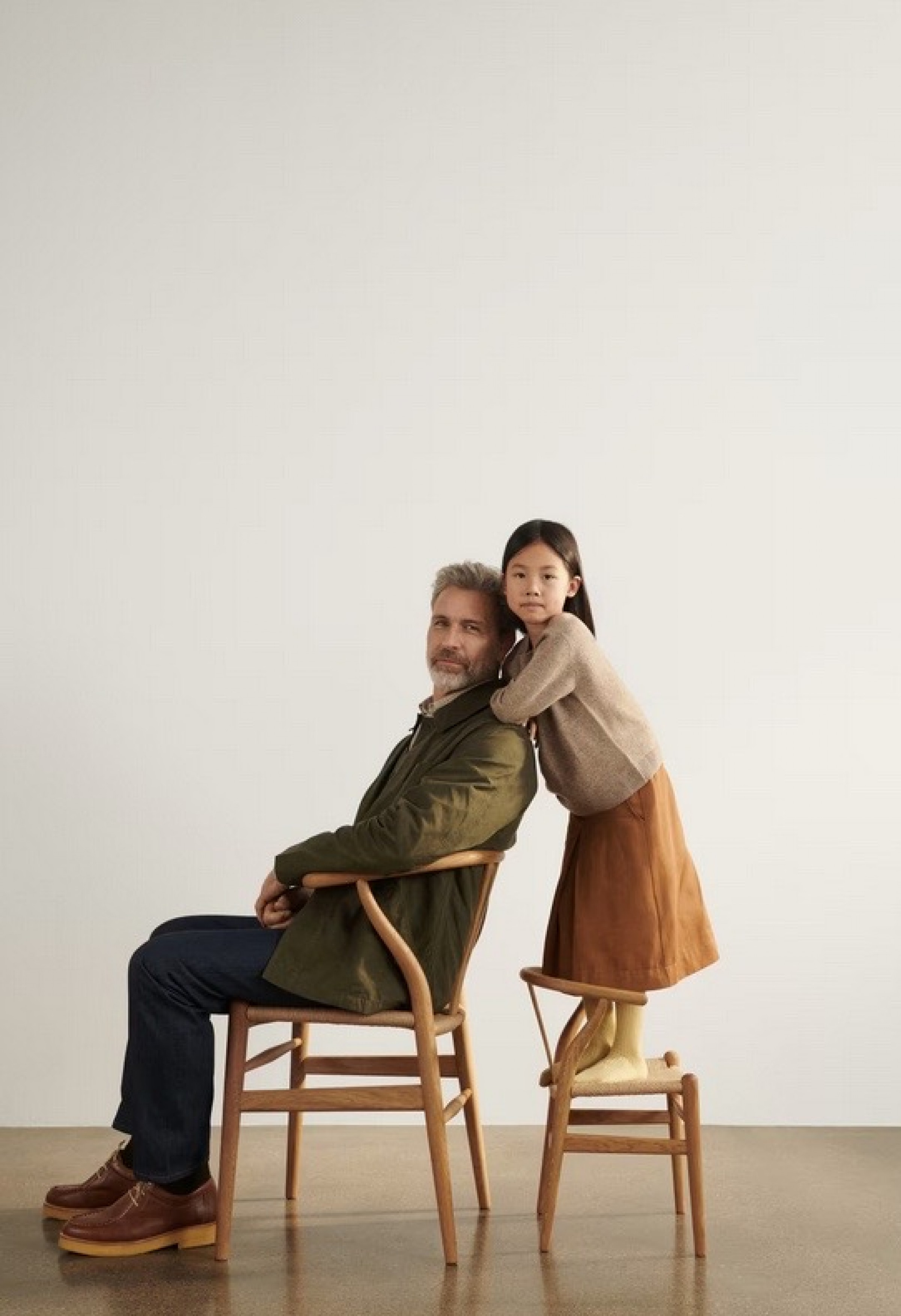 Trade, Consulting & Curatie van designmeubelen, -accessoires en ...